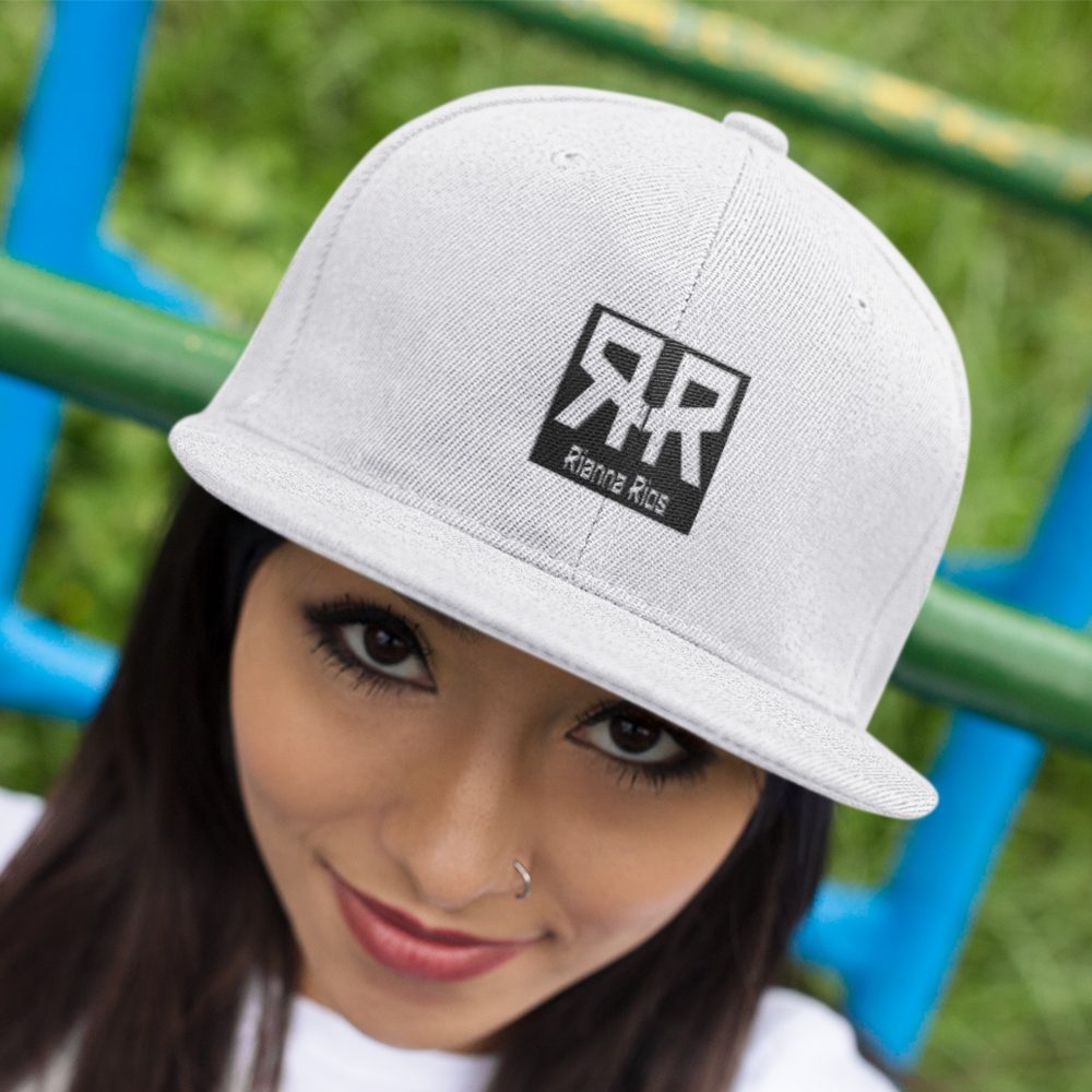 Rianna Rios: streams, merchandise, Personal Videos | MILLIONS