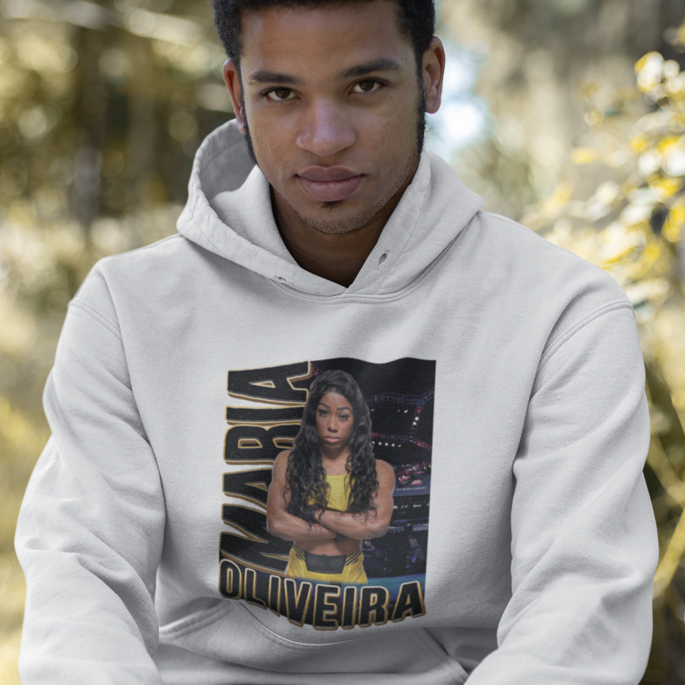 Maria Oliveira: streams, merchandise, Personal Videos | MILLIONS